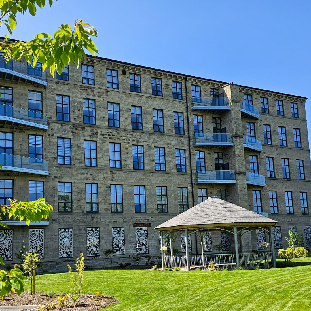 Builders | Leeds | HWL Windows Group